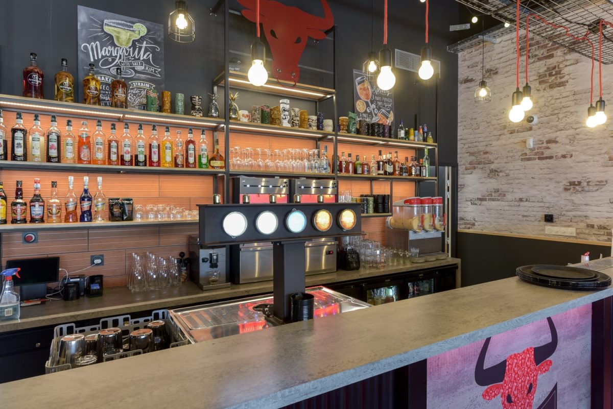 Photos - El Toro Loco - Bar à tapas et cocktails